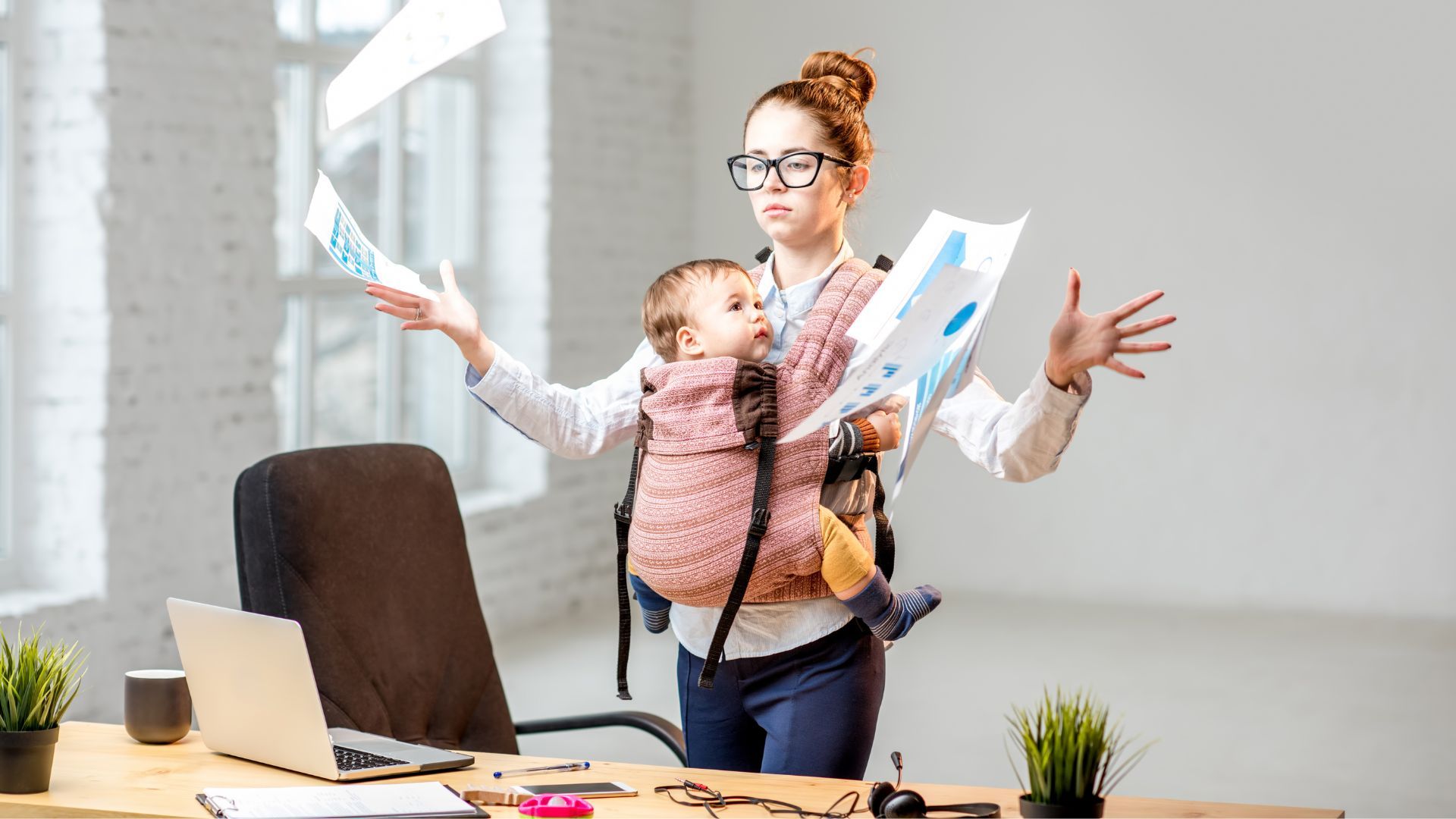 Tips for Busy Moms and Dads: Balancing Work and Parenting - Dr Parents